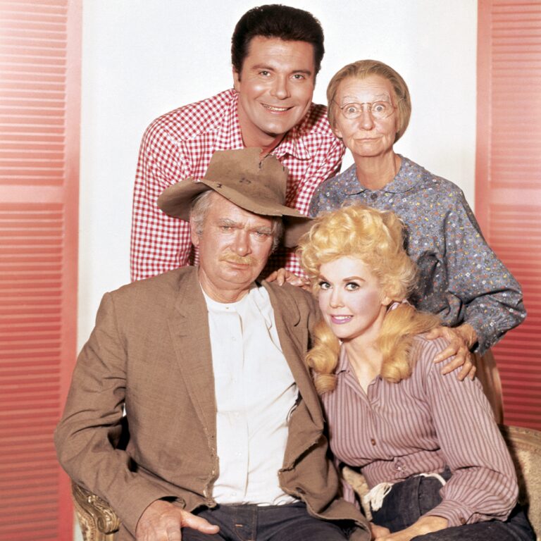 The Beverly Hillbillies: Seasons 1 - 5 - DVD | Via Vision Entertainment