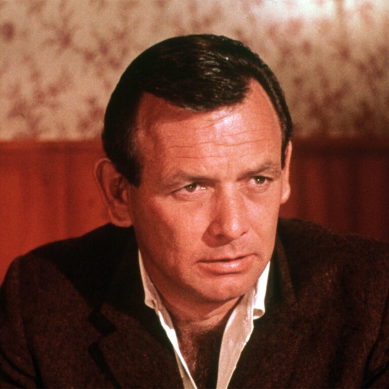 The Fugitive: The Complete Series - DVD | Via Vision Entertainment